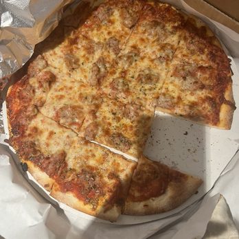 ITALIAN FIESTA PIZZERIA - Updated December 2025 - 79 Photos & 263 ...