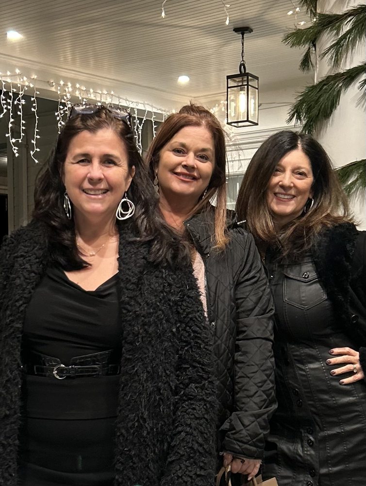 THE ROBIN LEVY TEAM - KWNY REALTY - Updated April 2025 - 120 ...