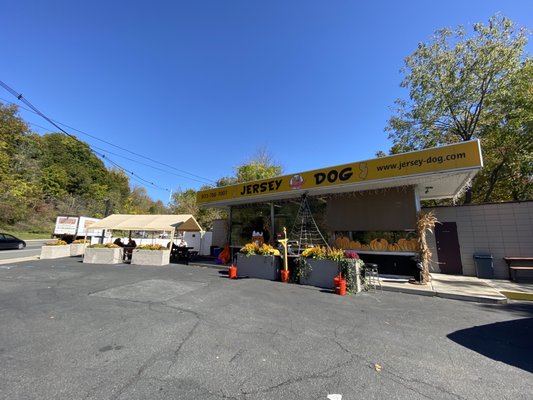 JERSEY DOG - Updated September 2024 - 33 Photos & 90 Reviews - 77 Water ...