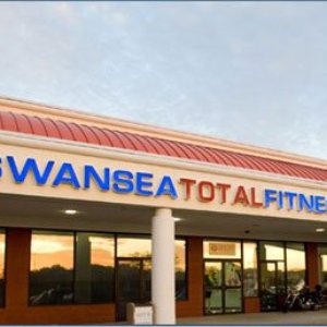 CRUNCH FITNESS - FALL RIVER - Updated April 2025 - 43 Photos - 450 ...