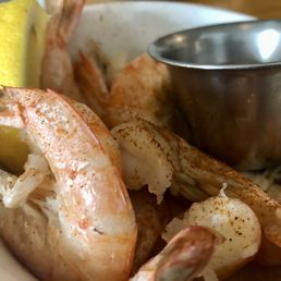 FINS ALE HOUSE & RAW BAR - WEST FENWICK - Updated October 2025 - 53 ...