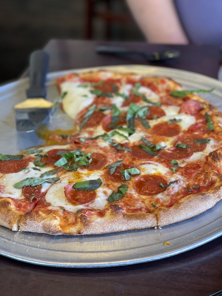 NY PIE - 107 Photos & 315 Reviews - 6800 Charlotte Pike, Nashville, TN ...