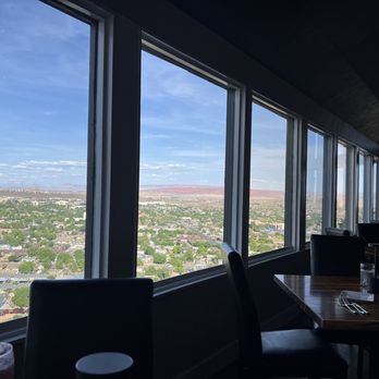 CLIFFSIDE RESTAURANT - Updated December 2025 - 1025 Photos & 993 ...