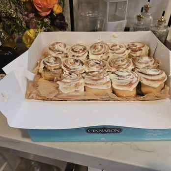 CINNABON - Updated December 2025 - 62 Photos & 75 Reviews - 925 Blossom ...