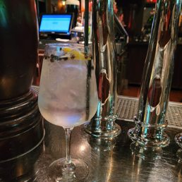 FADÓ IRISH PUB - Updated July 2025 - 404 Photos & 559 Reviews - 273 ...