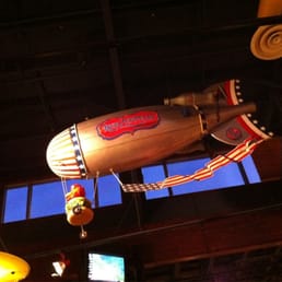 RED ROBIN GOURMET BURGERS AND BREWS - Updated July 2025 - 230 Photos ...