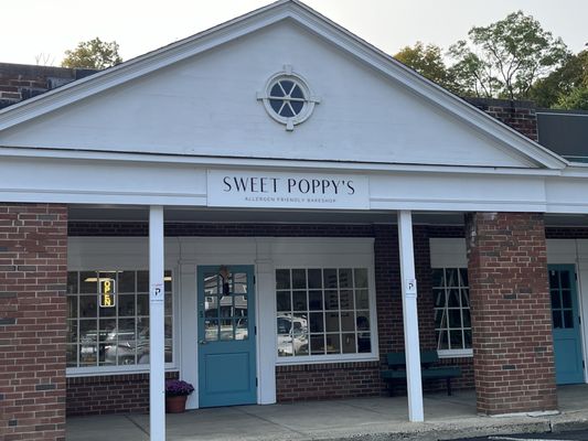 SWEET POPPY’S ALLERGEN FRIENDLY BAKE SHOP - Updated December 2025 - 11 ...