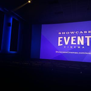 REGAL UA FARMINGDALE - Updated June 2025 - 144 Photos & 122 Reviews ...