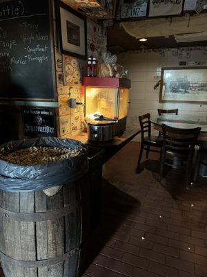 CHART ROOM - Updated June 2025 - 31 Photos & 45 Reviews - 1 Duval St ...