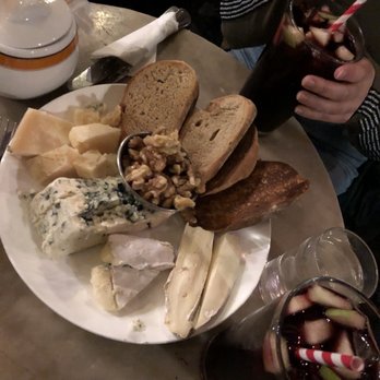 Caffe Reggio - Takeout & Delivery - 435 Photos & 607 Reviews - Italian ...