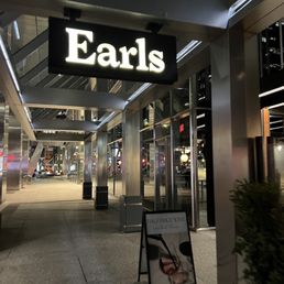 EARLS KITCHEN + BAR - Updated December 2025 - 124 Photos & 44 Reviews ...