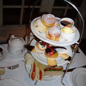 BUTLERS RESTAURANT - Updated December 2025 - 44 Photos - 35 Charles ...