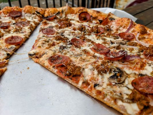 SOUTHSIDE PIZZA - Updated December 2025 - 82 Photos & 117 Reviews - 612 ...