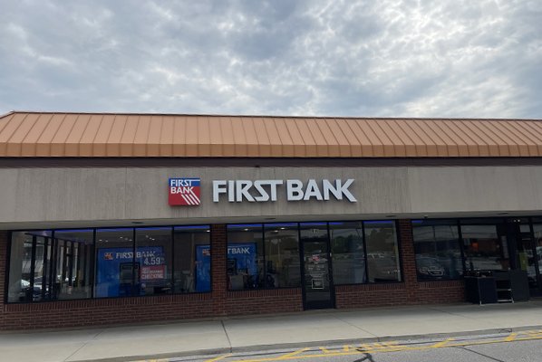 FIRST BANK - Updated August 2025 - 9916 Kennerly Rd, St. Louis ...