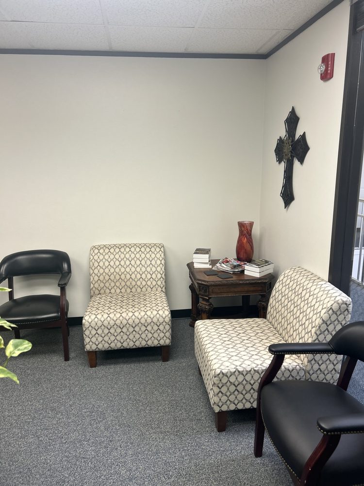 SWAN WEALTH MGMT - Updated August 2025 - 26 Photos - 18333 Egret Bay ...