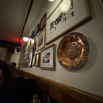 TRÉLA - Updated May 2025 - 121 Photos & 43 Reviews - 6000 NE Glisan St ...