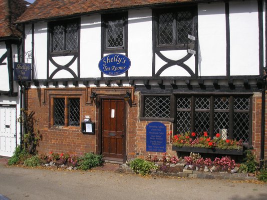 SHELLY’S TEA ROOM - Updated December 2025 - 10 Photos - 2 The Square ...