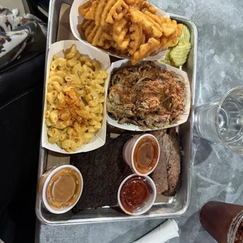 FERRIS WHEELERS BACKYARD AND BBQ - Updated March 2025 - 676 Photos ...