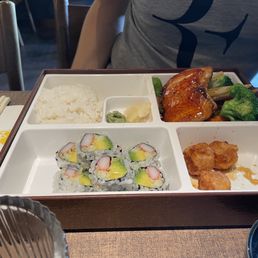 OSUSHI - WAYNE - Updated April 2026 - 88 Photos & 59 Reviews - 613 W ...