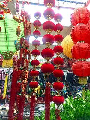 YAN’S GIFTS - Updated October 2025 - 14 Photos - 711 N Broadway, Los ...