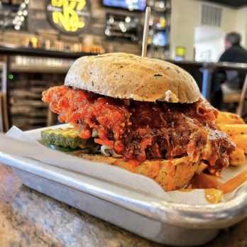 KLOOZ BREWZ - Updated August 2024 - 128 Photos & 102 Reviews - 125 N ...