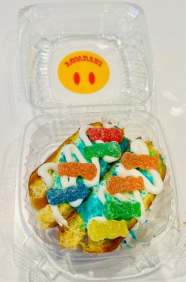 YONUTZ DONUTS & ICE CREAM - Updated November 2024 - 86 Photos & 49 ...