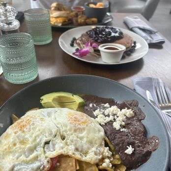 ZENTRL KITCHEN + BAR - Updated July 2025 - 63 Photos & 21 Reviews ...