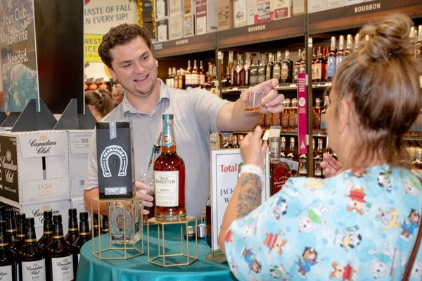 TOTAL WINE & MORE - Updated September 2025 - 23 Photos - 4721 W Grande ...