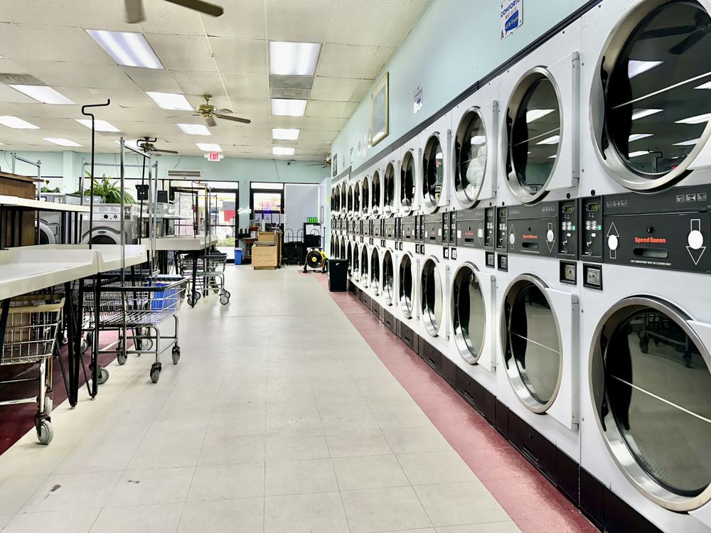 FAST N FRESH LAUNDROMAT- TOWER PLACE - Updated October 2024 - 10 Photos ...