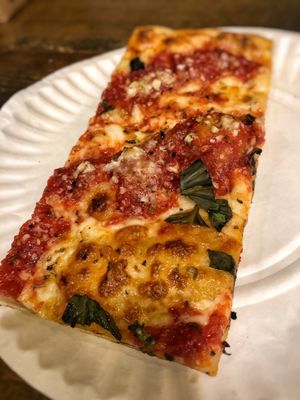 GREENPOINT ORIGINAL ITALIAN PIZZA - 69 Photos & 29 Reviews - 93 Norman ...