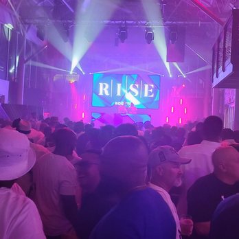 RISE ROOFTOP - Updated December 2025 - 169 Photos & 274 Reviews - 2600 ...