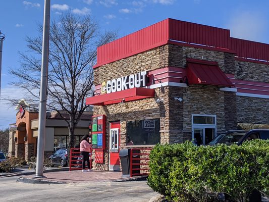 COOK OUT - Updated May 2025 - 40 Photos & 122 Reviews - 2036 Savannah ...