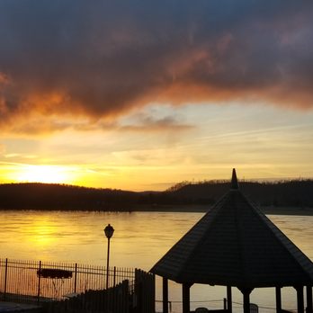 OGLE HAUS INN - Updated October 2025 - 1013 W Main St, Vevay, Indiana ...