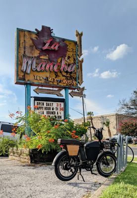 LA MANCHA - Updated August 2025 - 249 Photos & 477 Reviews - 2203 ...