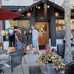 BAUMGARTNER’S CHEESE STORE & TAVERN - Updated October 2025 - 236 Photos ...