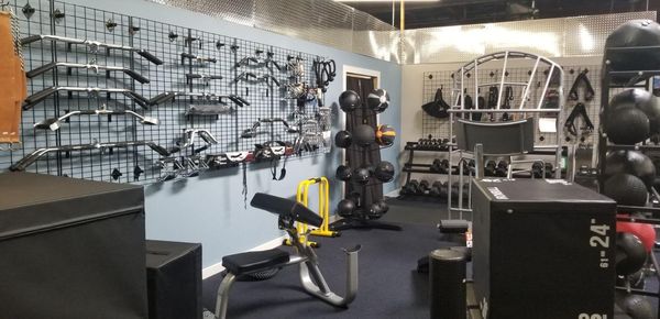 COAST FITNESS - 19 Photos & 40 Reviews - 4130 Tigris Way, Riverside ...