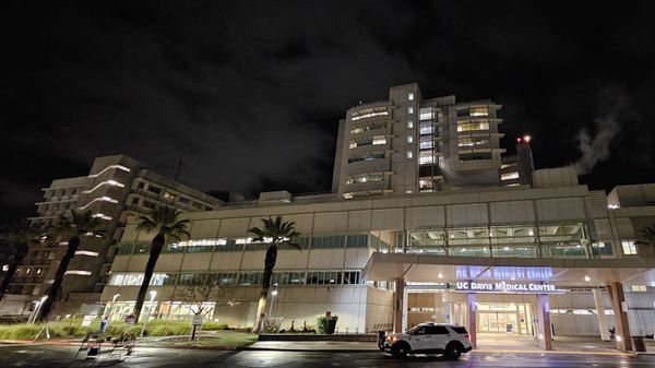 UC DAVIS MEDICAL CENTER - Updated June 2025 - 268 Photos & 367 Reviews ...