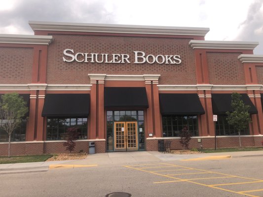 SCHULER BOOKS & MUSIC - 15 Photos & 20 Reviews - 1982 Grand River Ave ...
