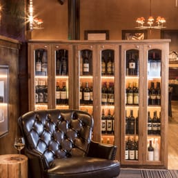 DIAMONDBACK’S - Updated 05/2025 - 304 Photos & 411 Reviews - 217 Mary ...