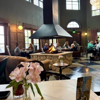 THE TABLE - Updated January 2026 - 20 Photos & 16 Reviews - 610 N ...