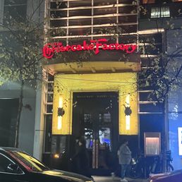 THE CHEESECAKE FACTORY - Updated December 2025 - 713 Photos & 542 ...