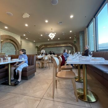 MIDDLE CHILD - Updated April 2025 - 599 Photos & 181 Reviews - 3900 ...