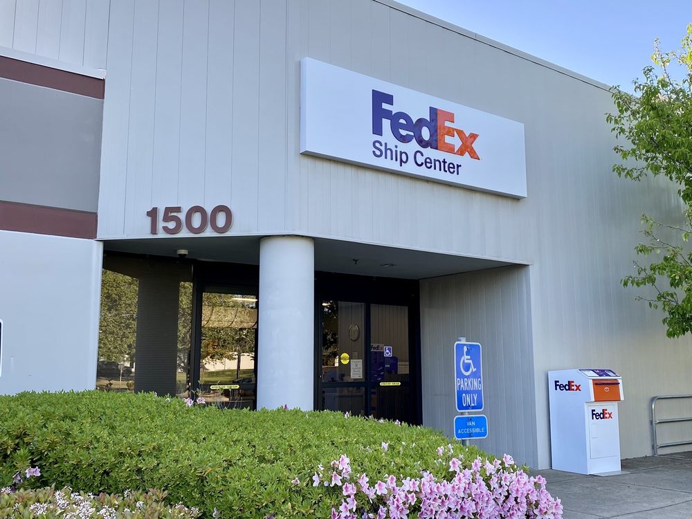 FEDEX SHIP CENTER - Updated April 2025 - 42 Reviews - 1500 Nichols Dr ...
