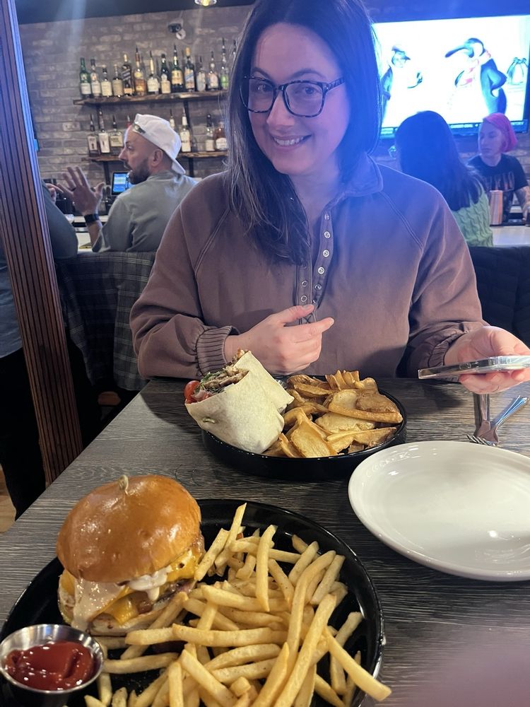 CRAFT KITCHEN BAR - Updated July 2025 - 16 Reviews - 62 Maple St ...