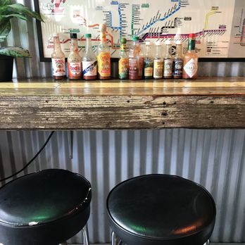 CHICAGO’S DOG HOUSE - Updated December 2024 - 558 Photos & 622 Reviews ...