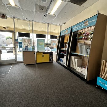 THE UPS STORE - Updated January 2026 - 138 Photos & 286 Reviews - 960 N ...