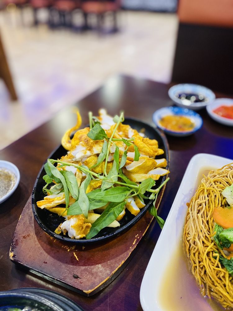 DE NHAT LAU & OC - Updated January 2026 - 23 Photos - 139 N Plano Rd ...