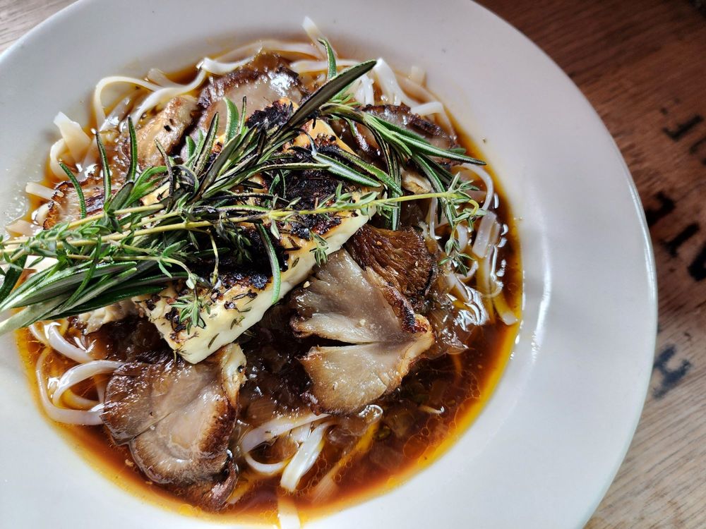 NOTCH EIGHT CRAFT HOUSE - 199 Photos & 153 Reviews - 107 Broadway, Jim ...