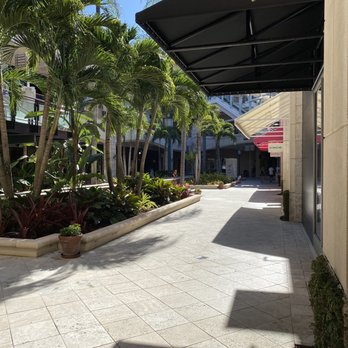 SHOPS AT MERRICK PARK - Updated September 2025 - 180 Photos & 55 ...