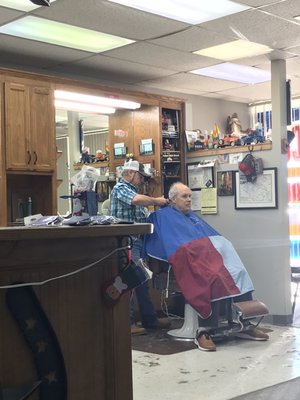 ROD’S BARBER SHOP - 13 Photos & 44 Reviews - 105 N Greenville Ave ...